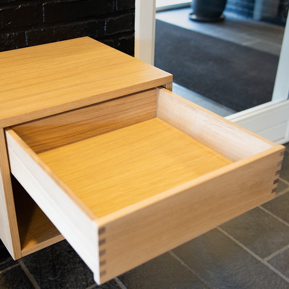 50 cm + 50 cm - Lysolieret Just Wood Snedker Sengebord sæt m/1 skuffe